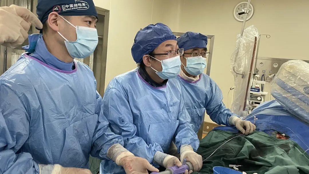 西北区首例，西京医院陶凌教授团队应用TaurusNXT非醛交联干瓣预装载系统成功完成一例冠脉高钙化一站式TAVR+PCI手术 -- 严道脑血管网